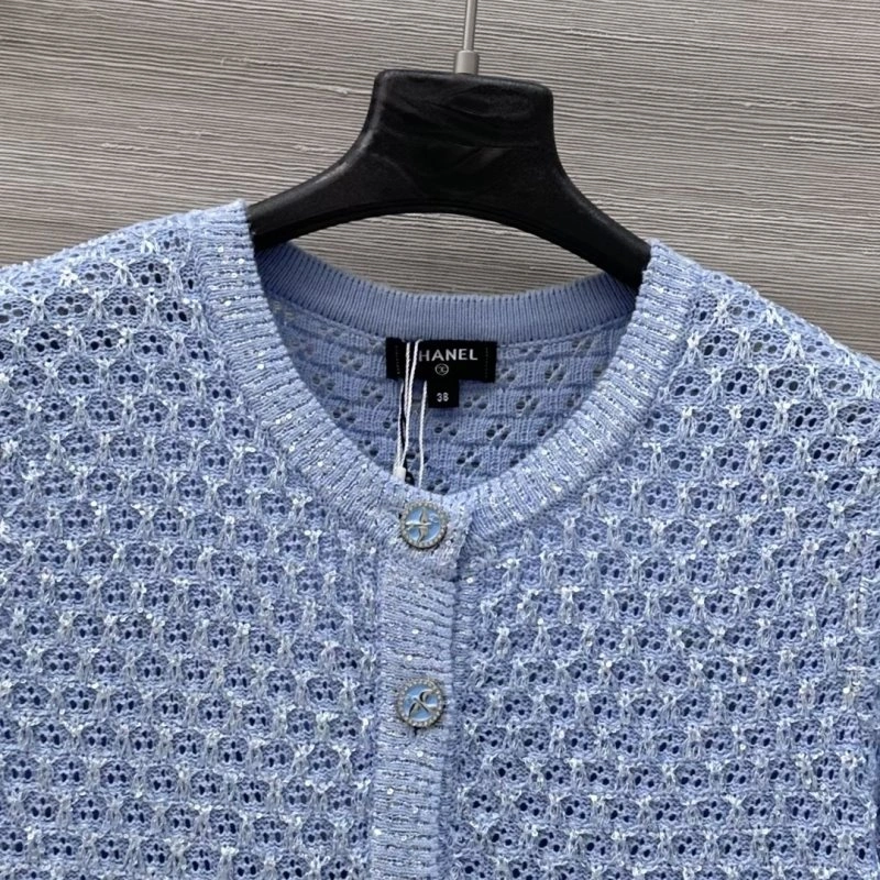 Bargain Chanel T-Shirts