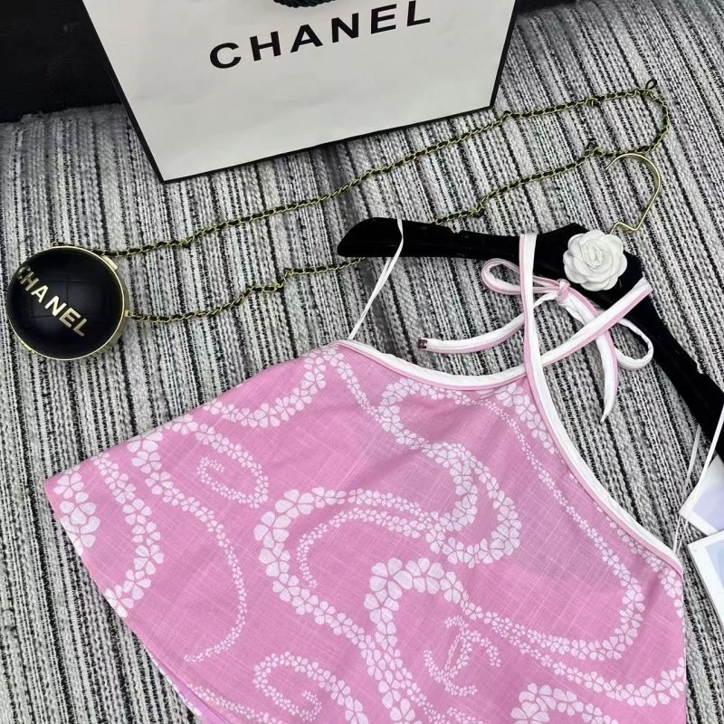 Exact replica Chanel T-Shirts