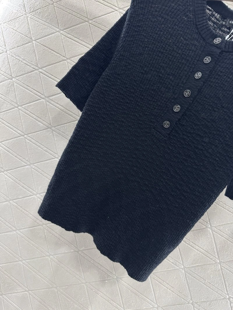 Legit Chanel T-Shirts