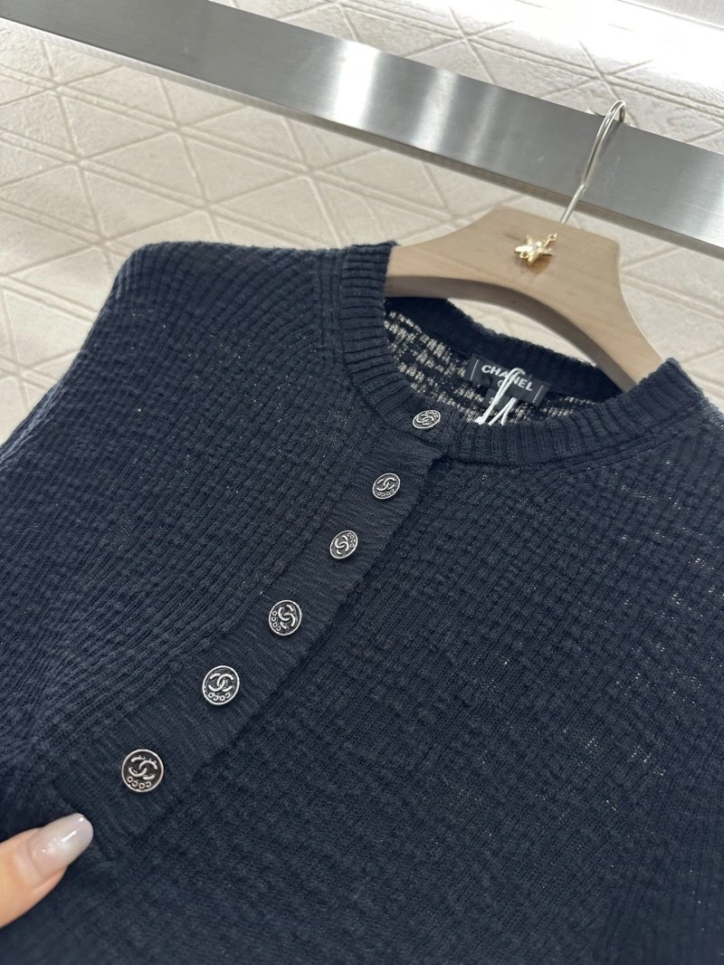 Legit Chanel T-Shirts