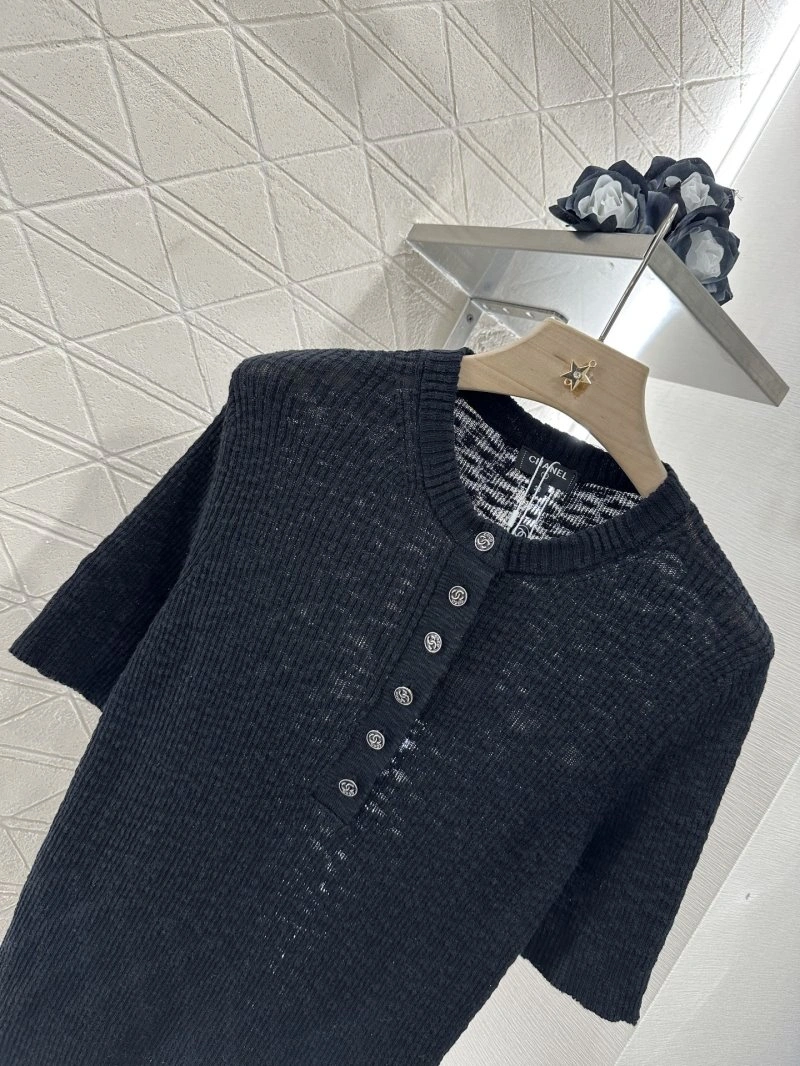 Legit Chanel T-Shirts