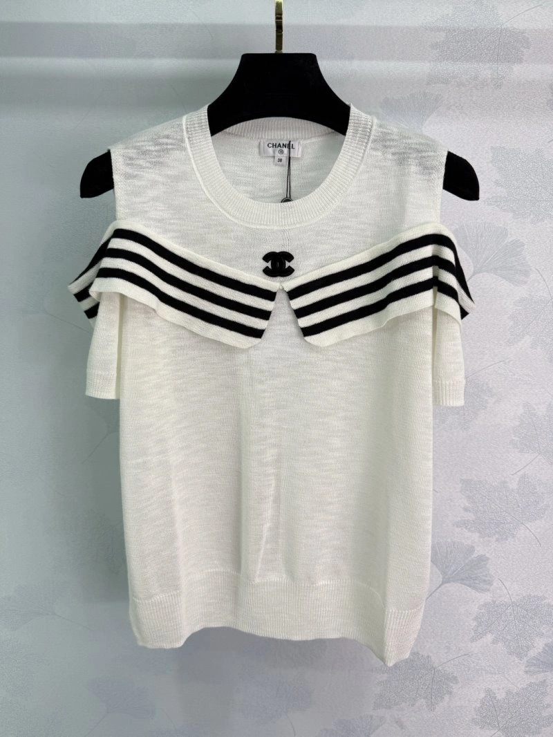 Bargain Chanel T-Shirts