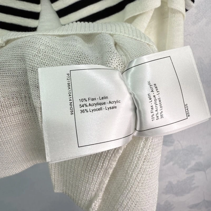Bargain Chanel T-Shirts