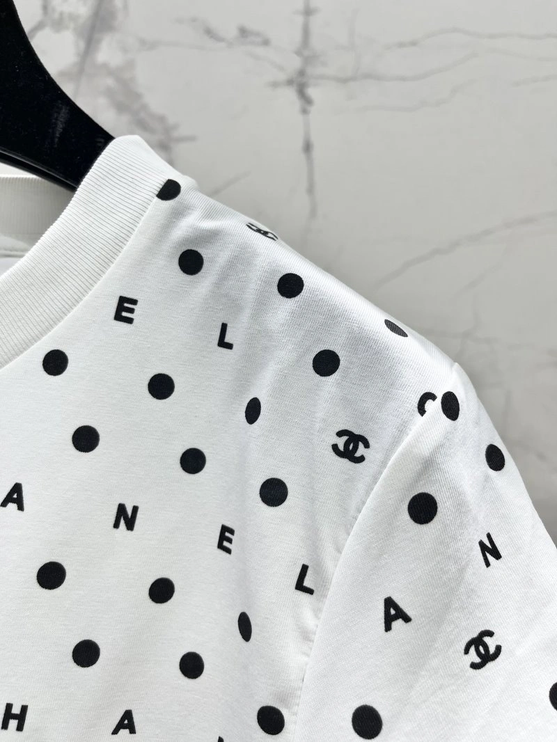 Economical Chanel T-Shirts
