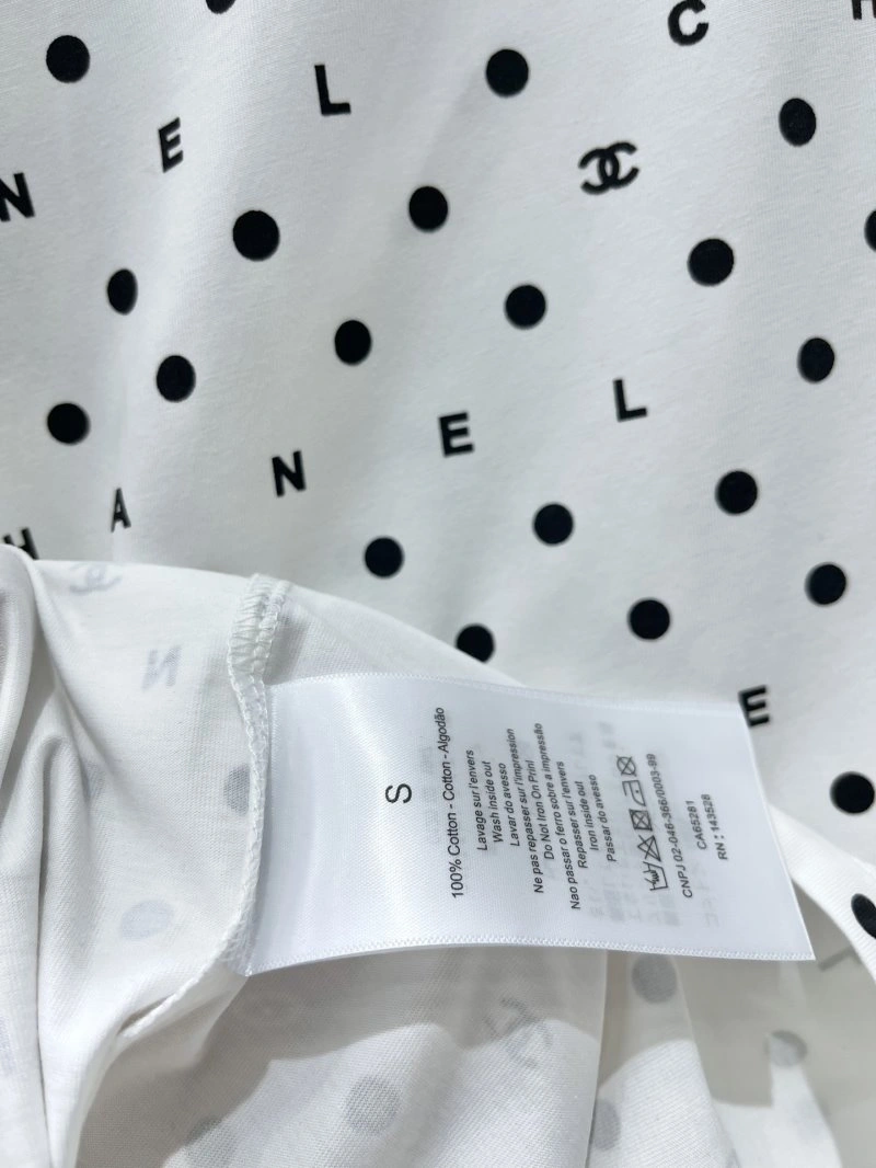 Economical Chanel T-Shirts