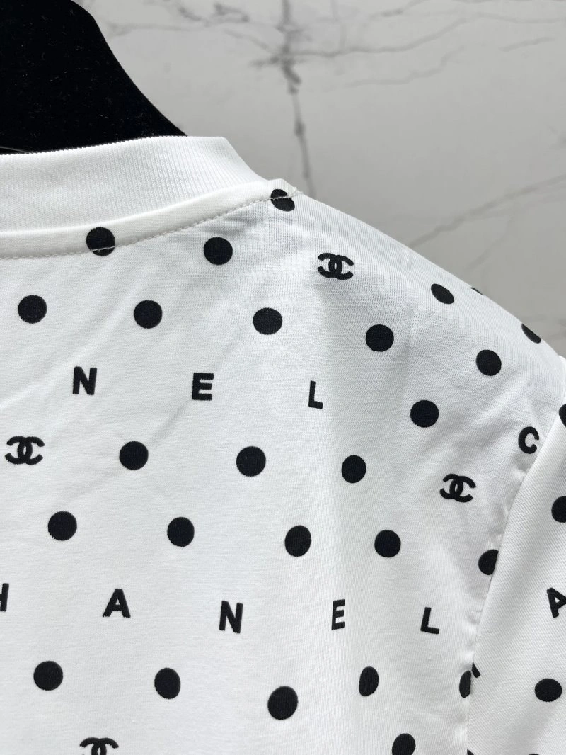 Economical Chanel T-Shirts