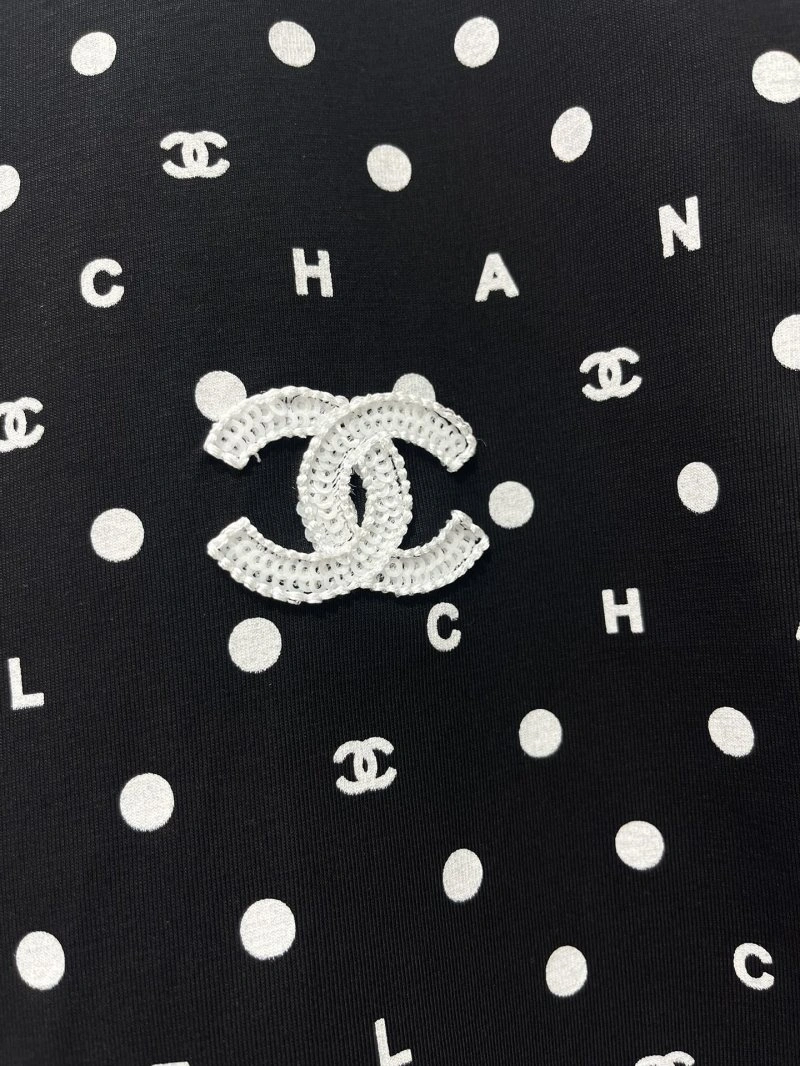 Economical Chanel T-Shirts