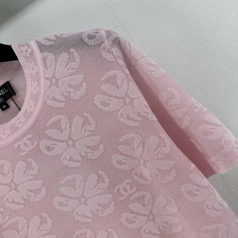 Exact replica Chanel T-Shirts