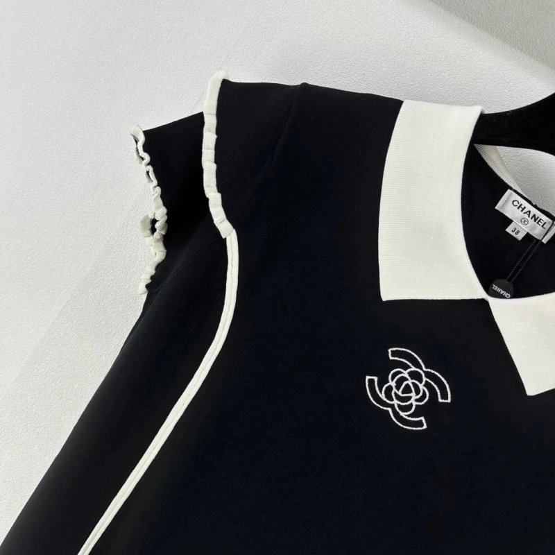 Economical Chanel T-Shirts