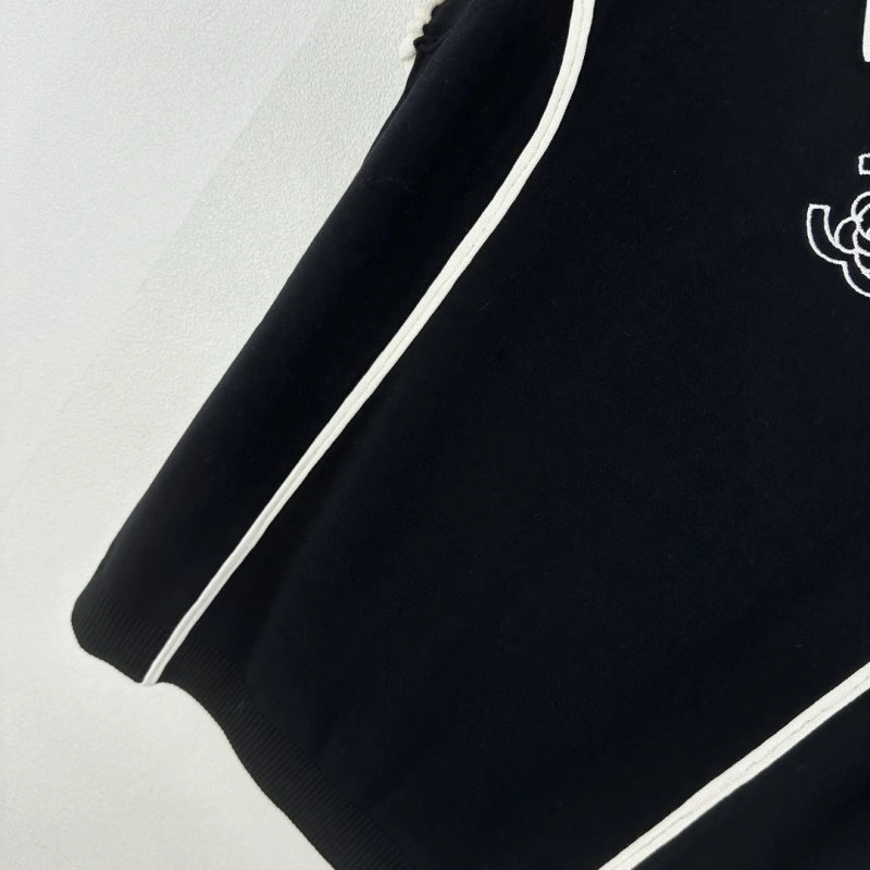 Economical Chanel T-Shirts