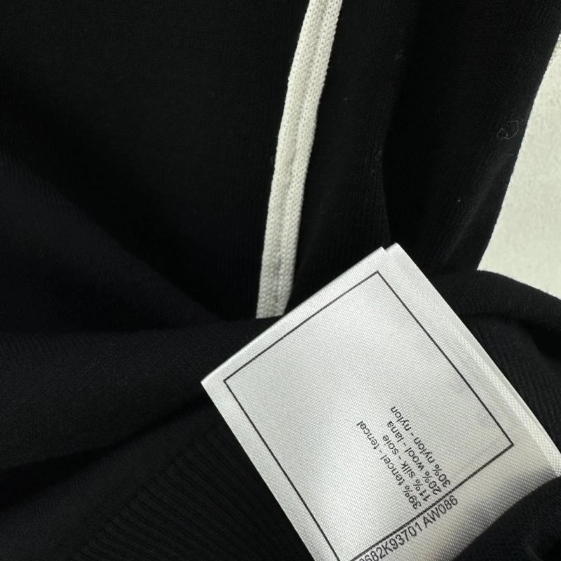 Economical Chanel T-Shirts