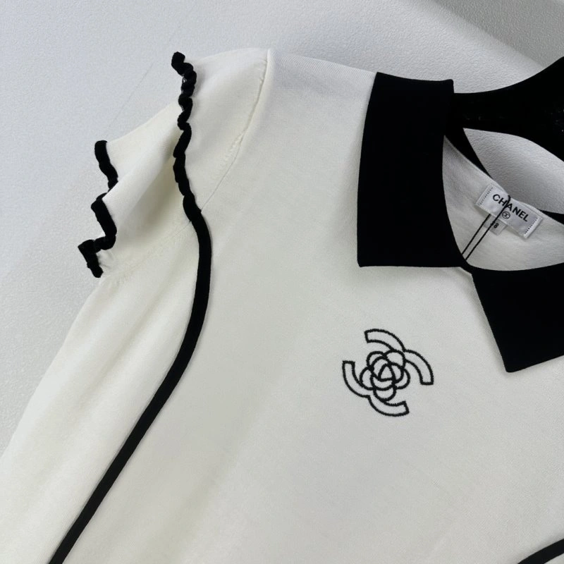 Bargain Chanel T-Shirts