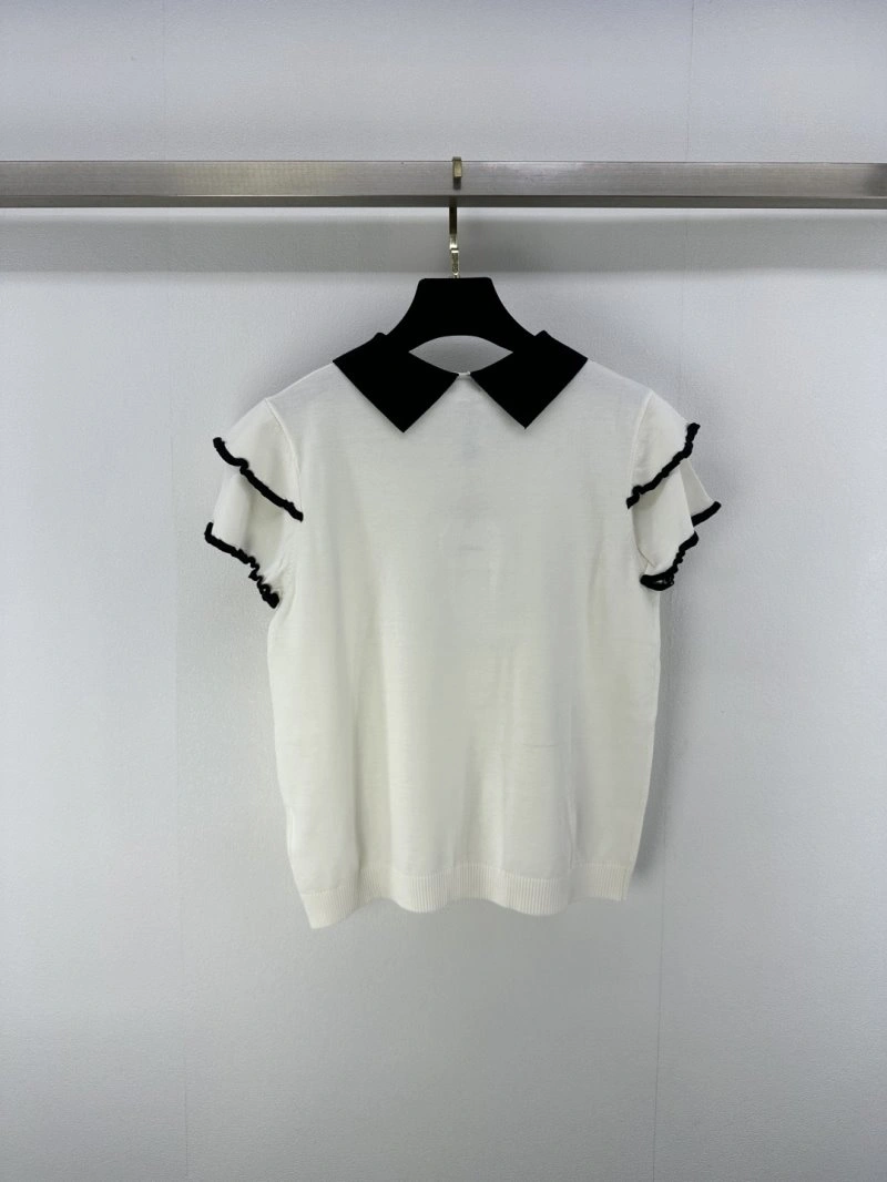 Bargain Chanel T-Shirts