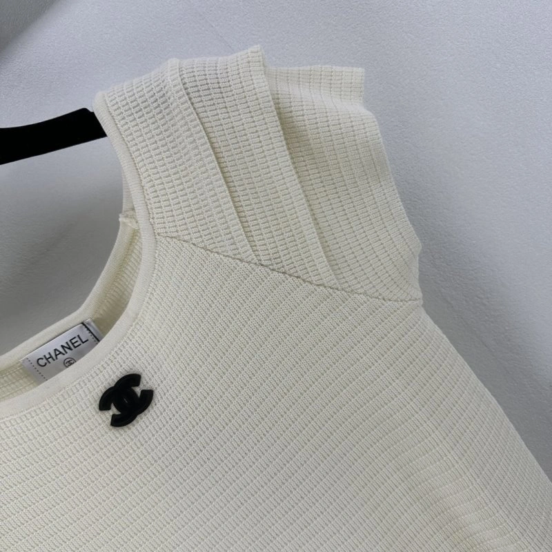 Top mirror Chanel T-Shirts