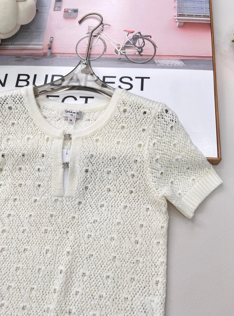 Brand-original Chanel T-Shirts