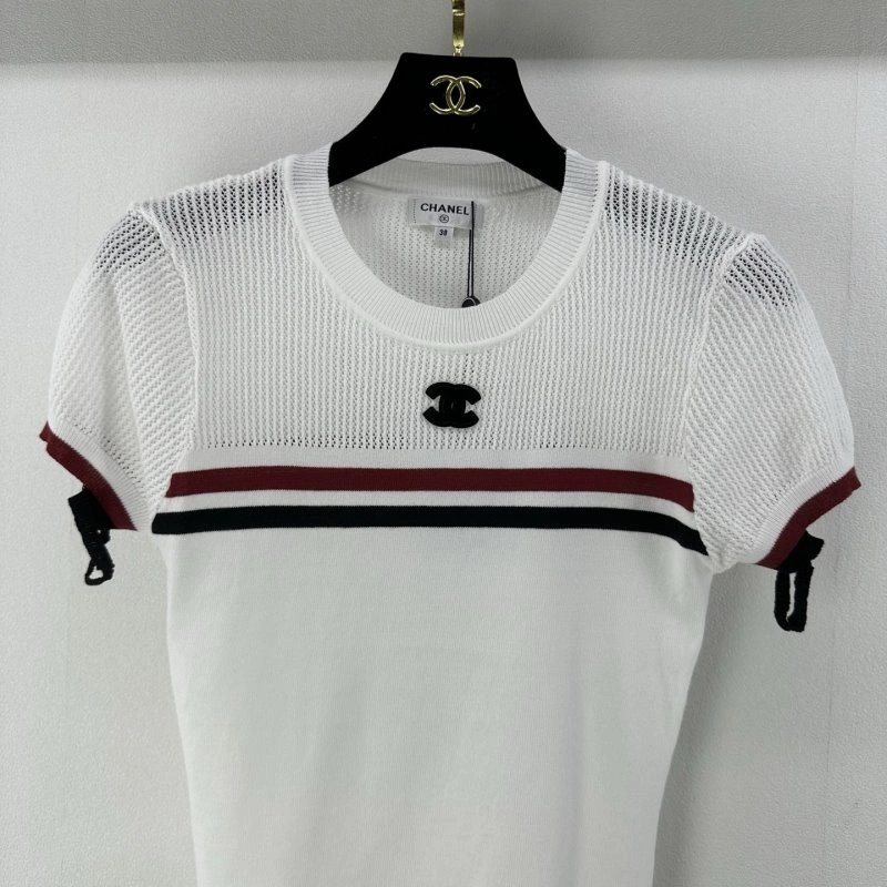 Accurate model Chanel T-Shirts