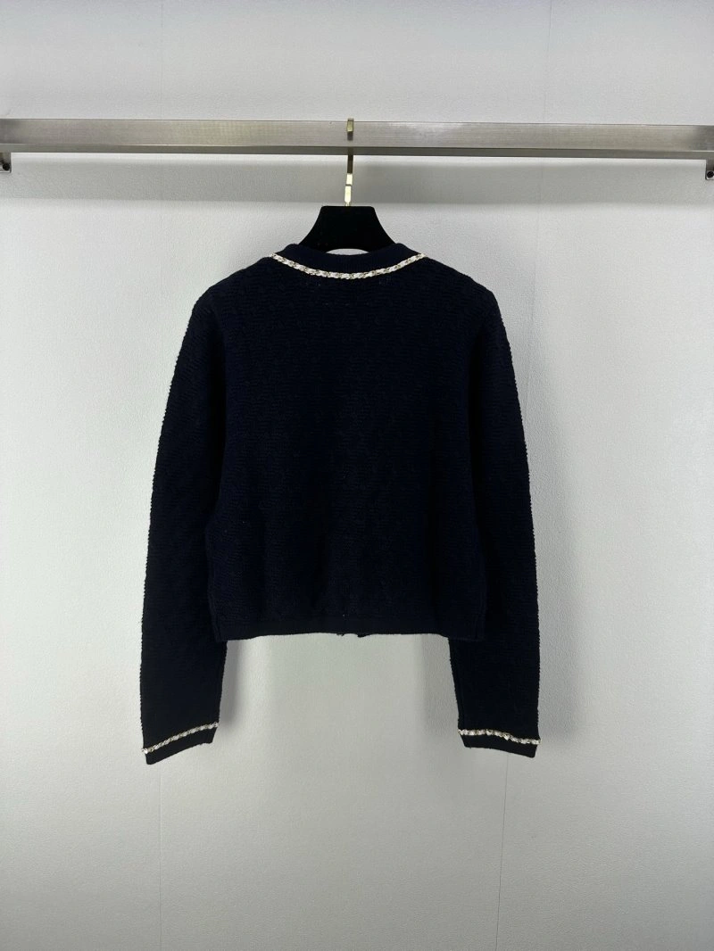 Bargain Chanel T-Shirts