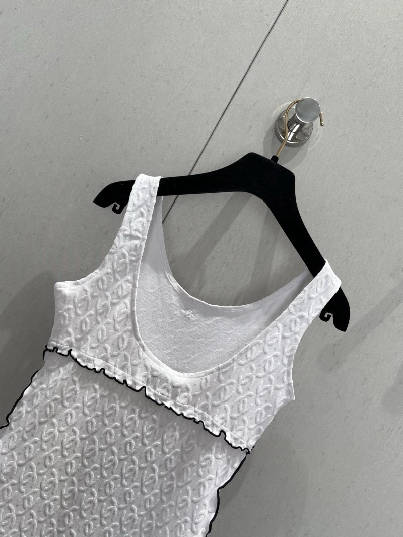 Top match Chanel T-Shirts