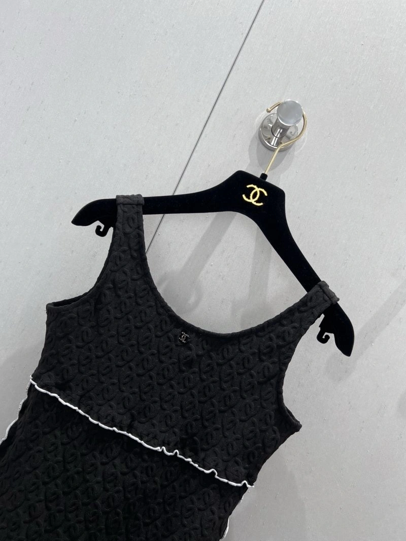 Brand-original Chanel T-Shirts