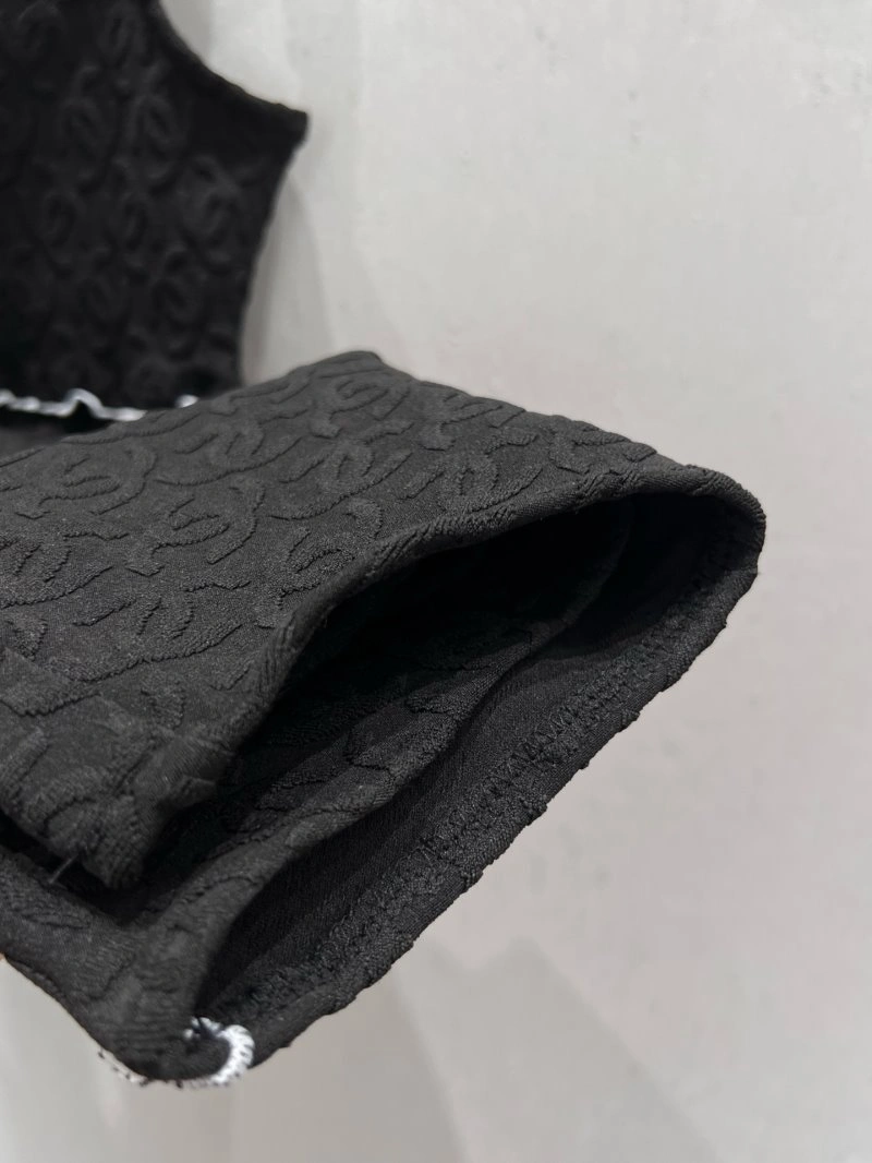 Brand-original Chanel T-Shirts