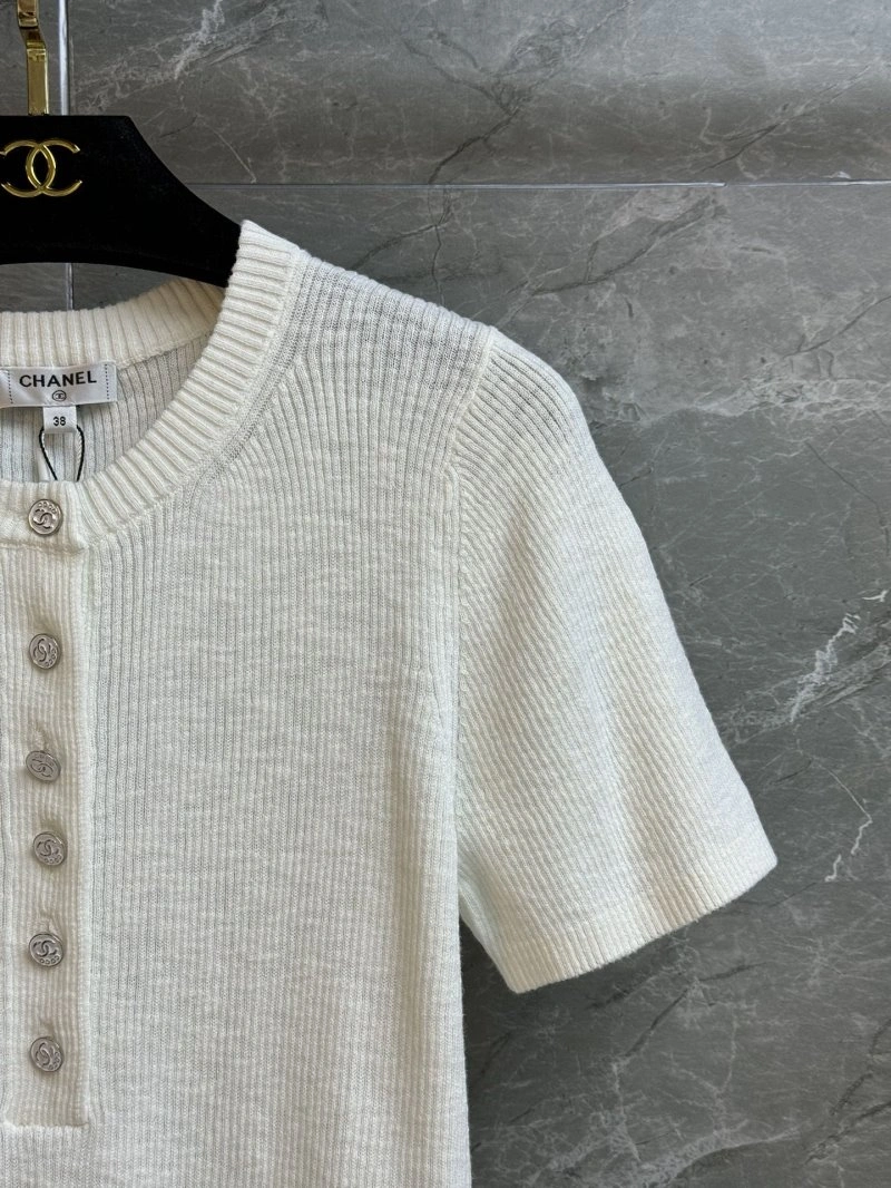 Inexpensive Chanel T-Shirts