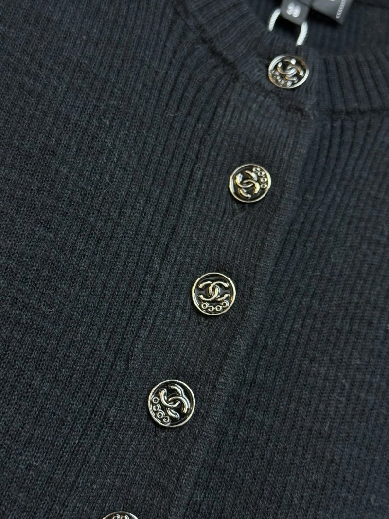 Economical Chanel T-Shirts