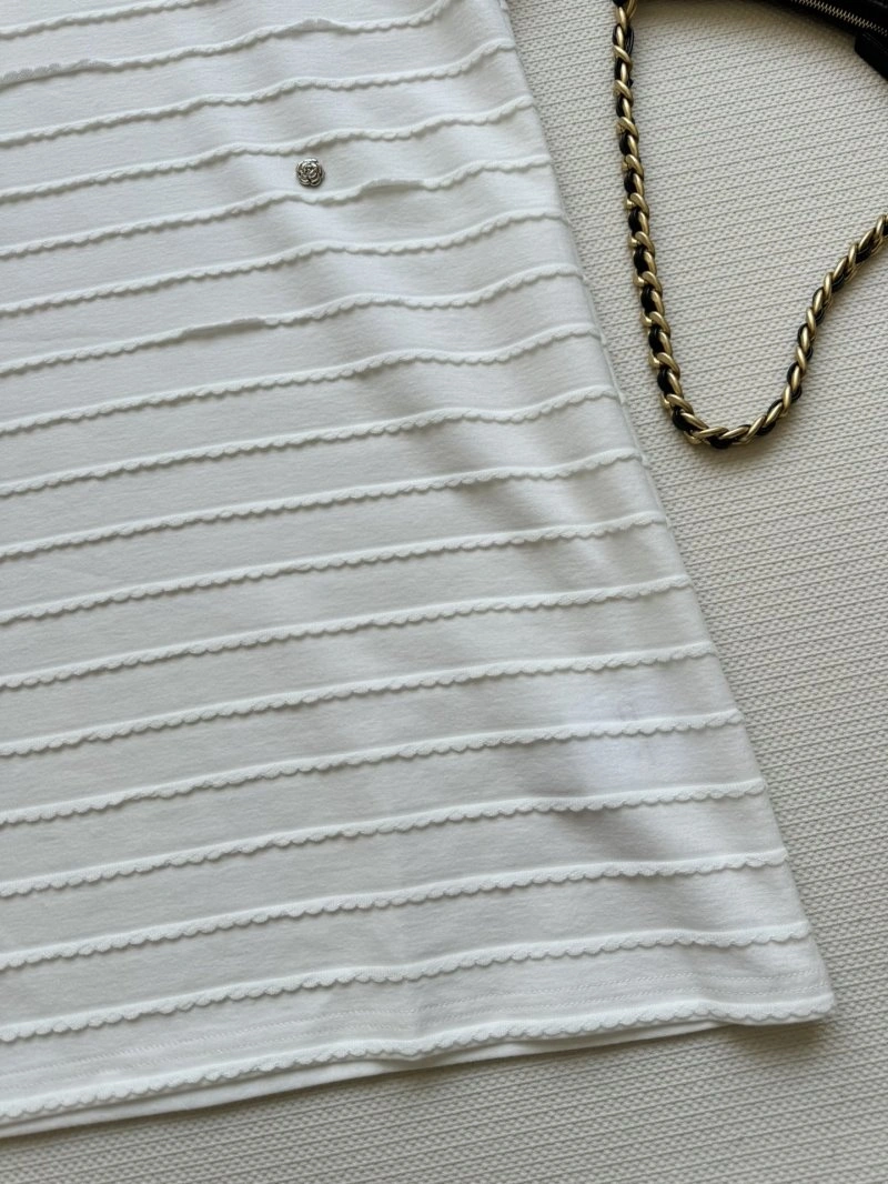 Top mirror Chanel T-Shirts