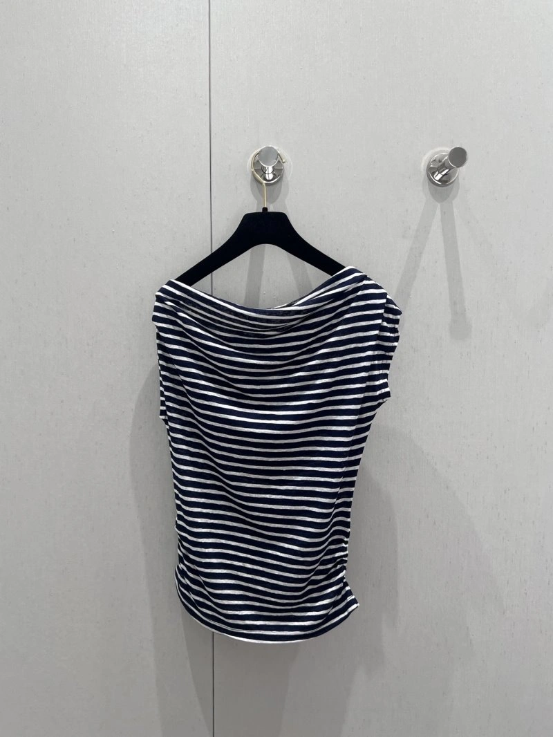 Precise copy Chanel T-Shirts