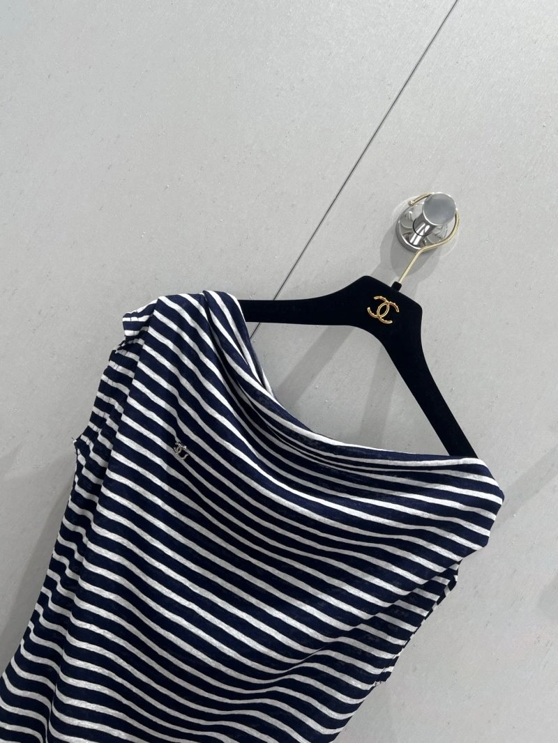 Precise copy Chanel T-Shirts