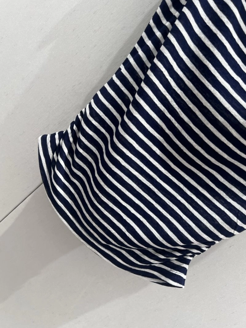 Precise copy Chanel T-Shirts