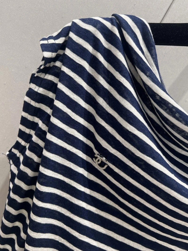 Precise copy Chanel T-Shirts