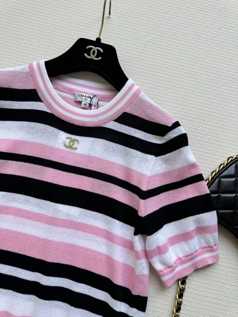 Exact replica Chanel T-Shirts