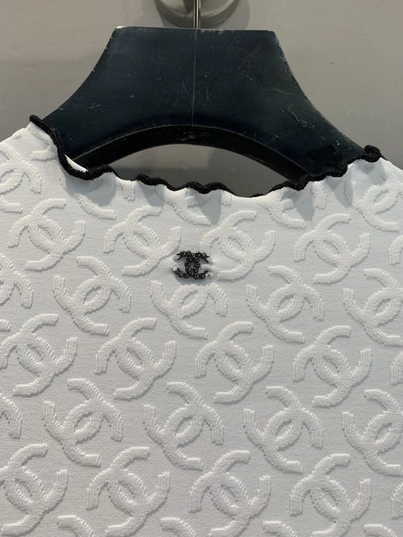 Cut-rate Chanel T-Shirts