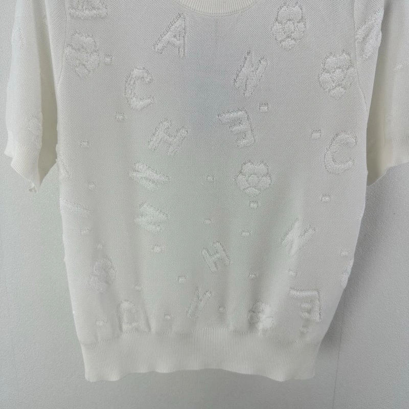Top match Chanel T-Shirts
