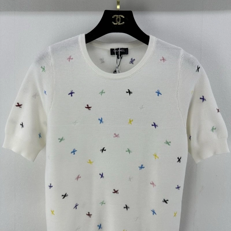 Top match Chanel T-Shirts