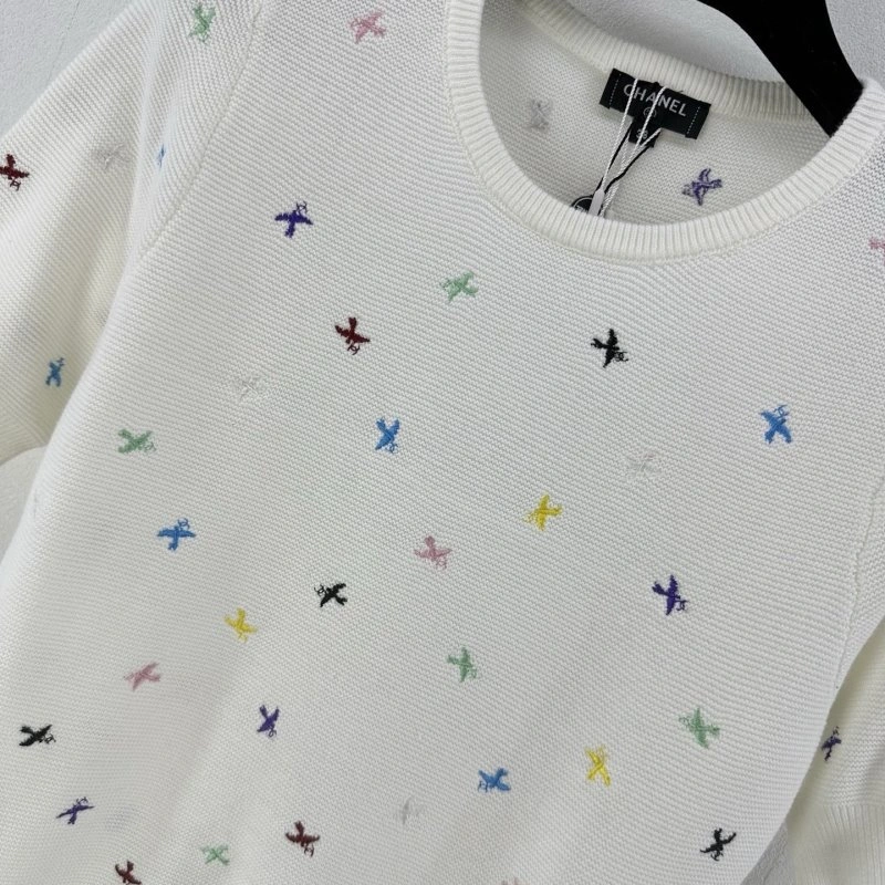 Top match Chanel T-Shirts