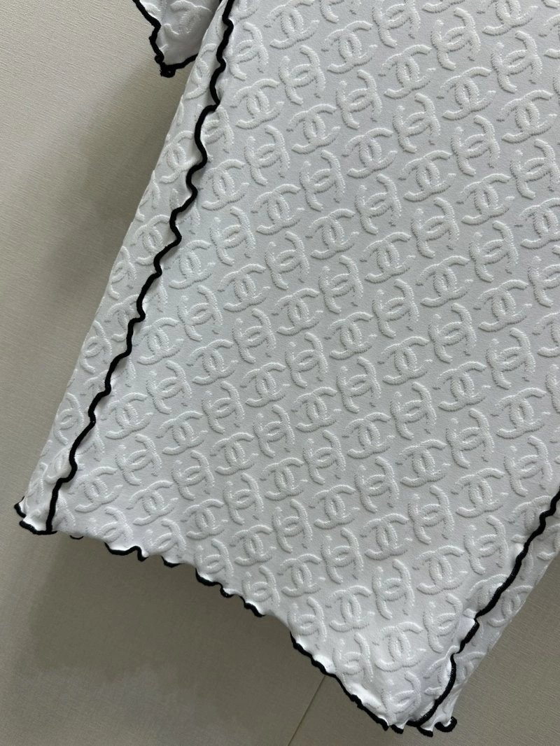 Factory-made Chanel T-Shirts