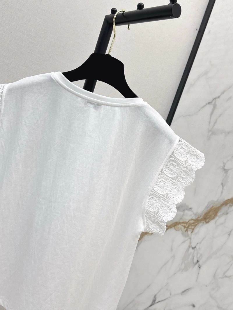 Exact replica Chanel T-Shirts