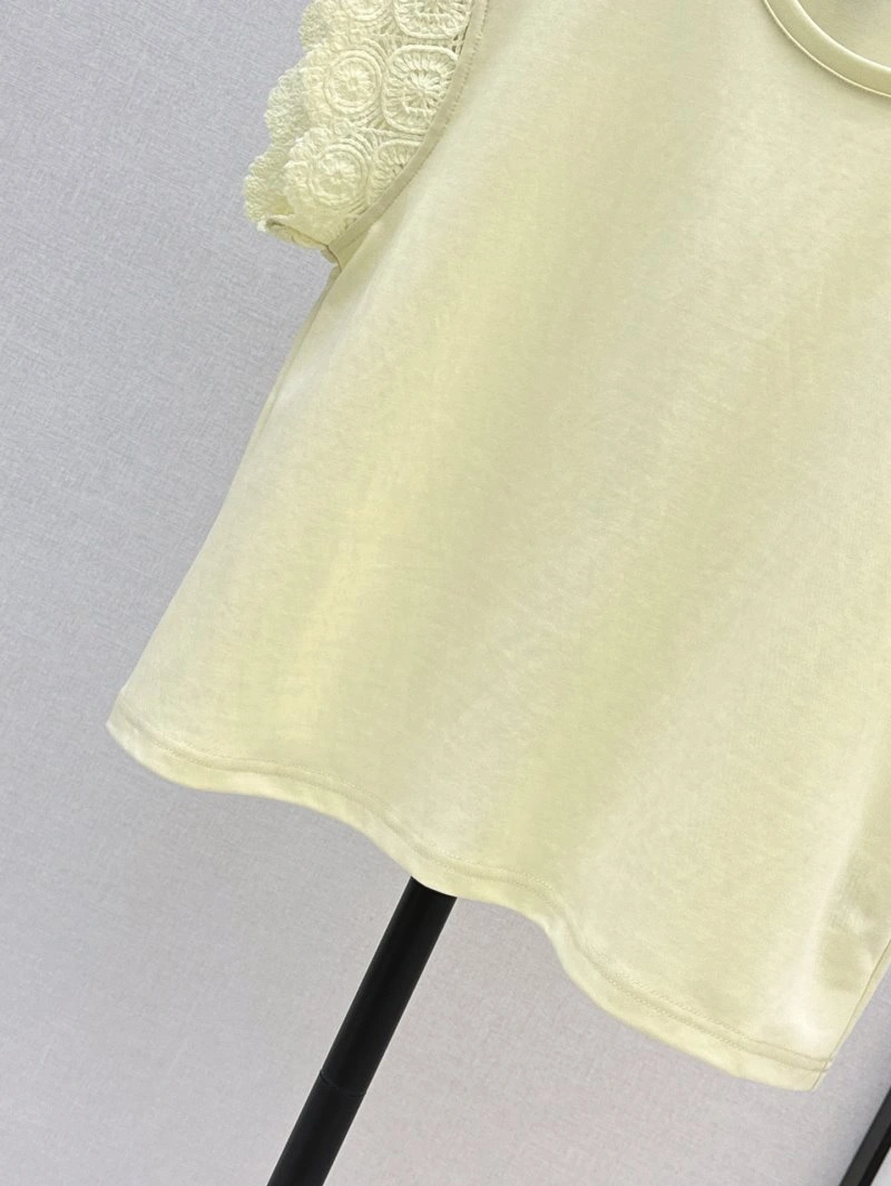 Economical Chanel T-Shirts