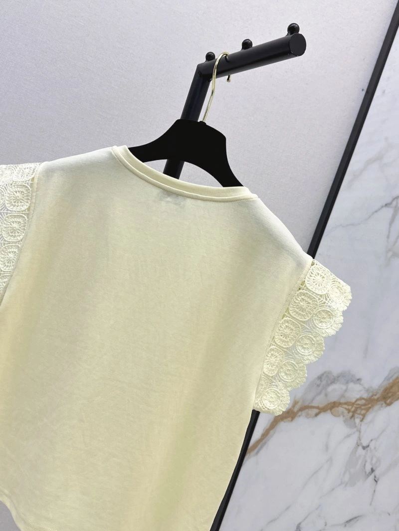 Economical Chanel T-Shirts
