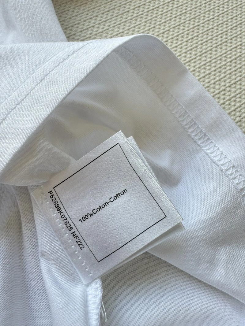 1:1 copy Chanel T-Shirts