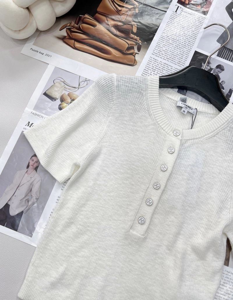 Legit Chanel T-Shirts
