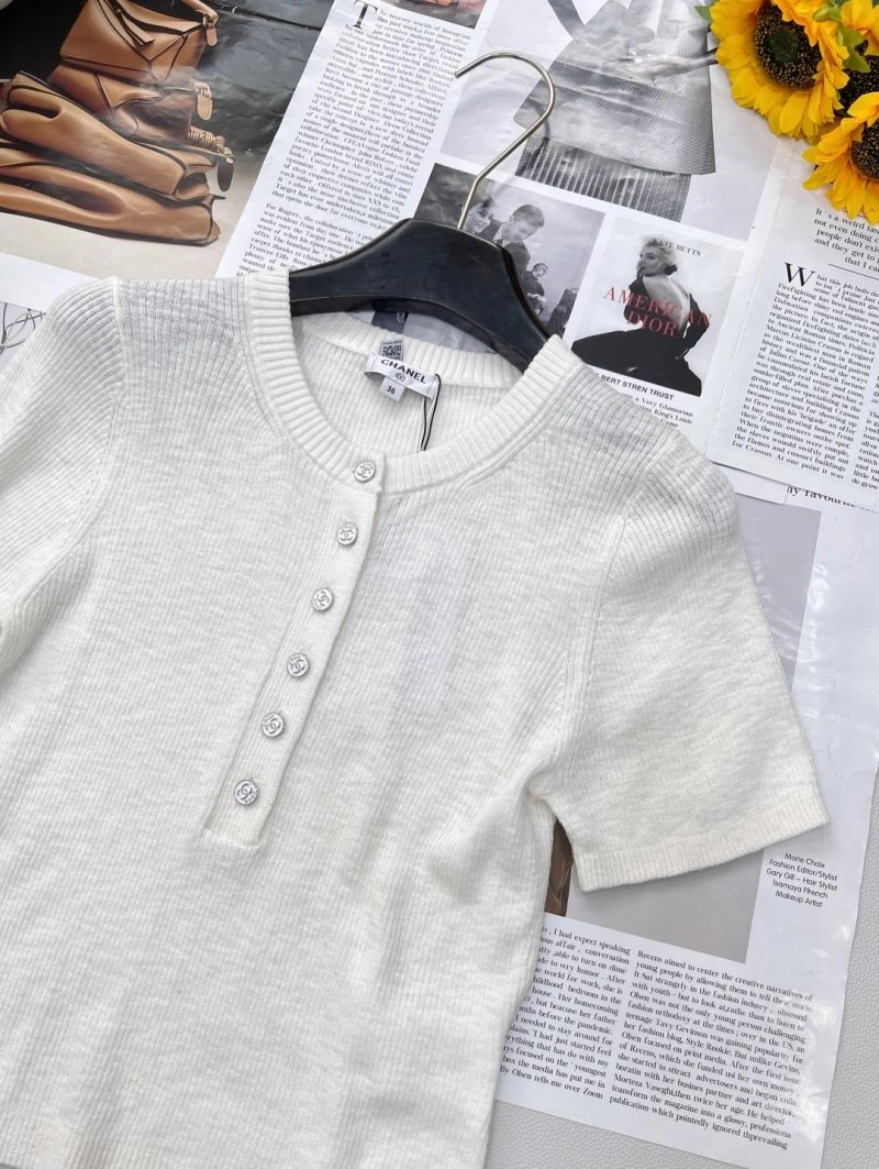 Legit Chanel T-Shirts