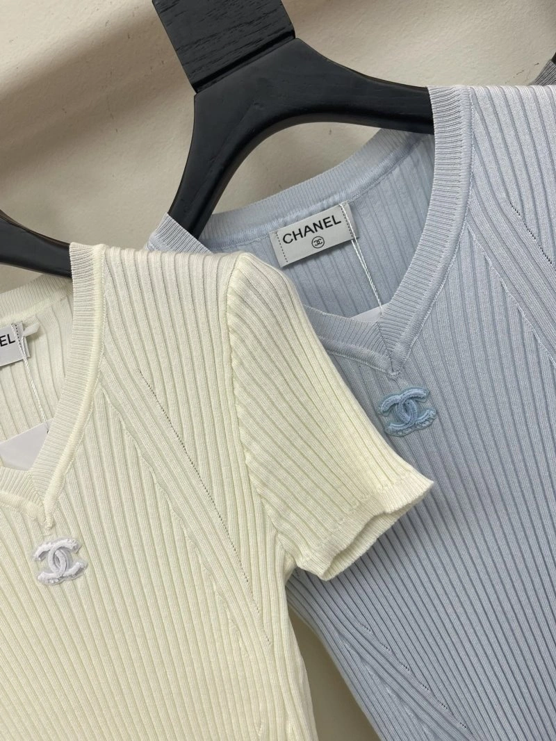 Top mirror Chanel T-Shirts