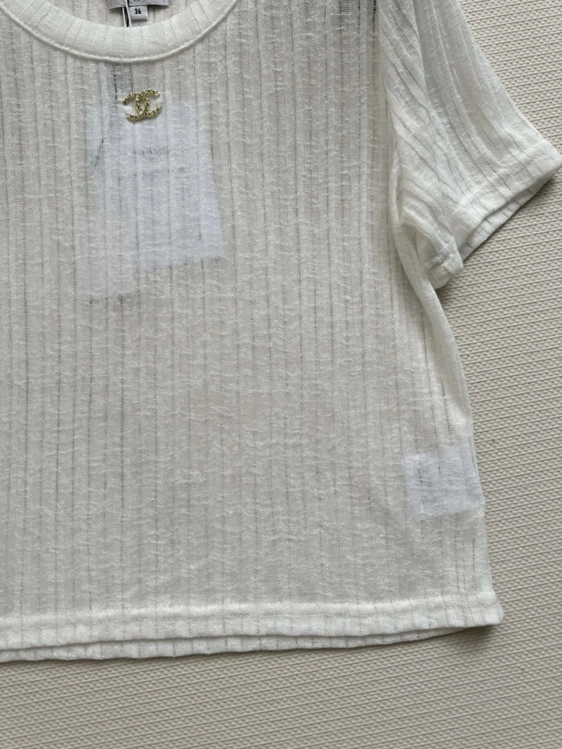 Bargain Chanel T-Shirts