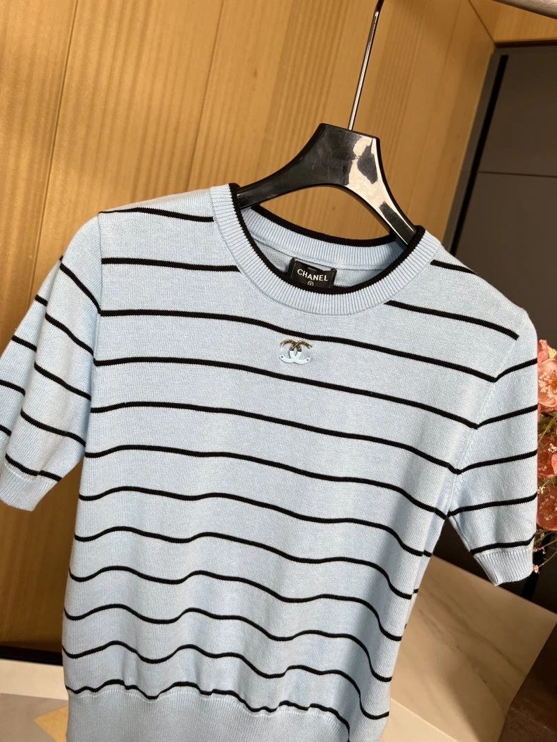 Accurate model Chanel T-Shirts