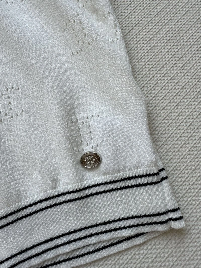 Factory-made Chanel T-Shirts