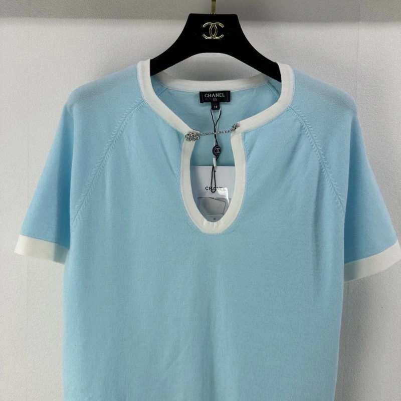 Low-cost Chanel T-Shirts