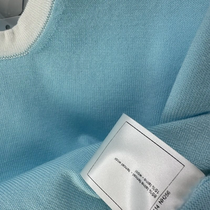 Low-cost Chanel T-Shirts