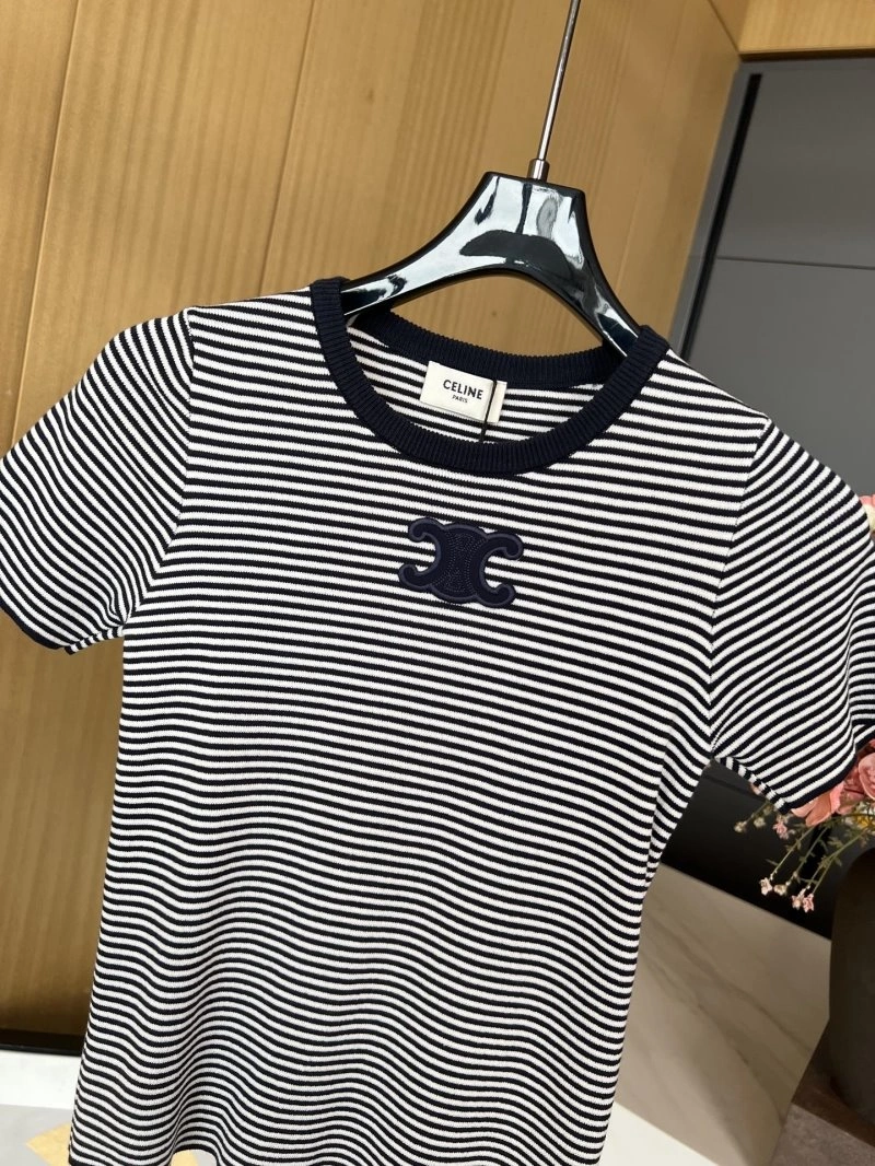 Accurate model Chanel T-Shirts